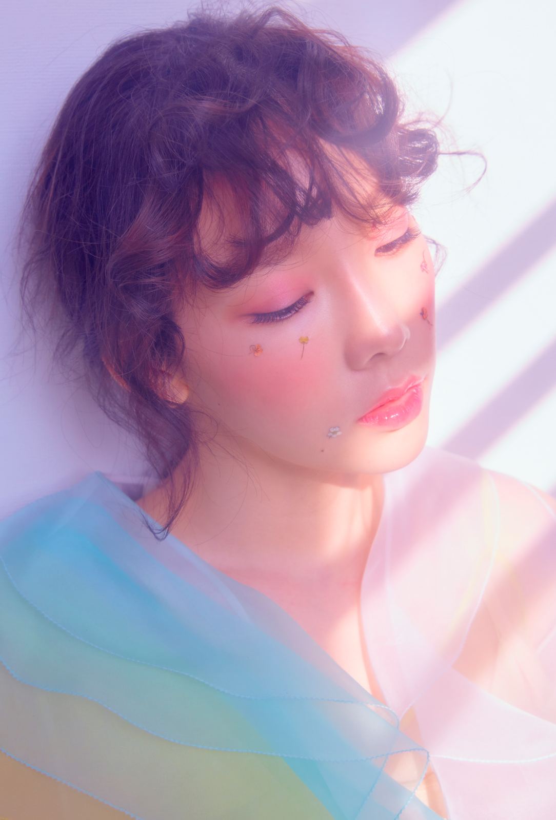 TAEYEON. The 1st Album [My Voice(Deluxe Edition)] Digital Booklet ...
