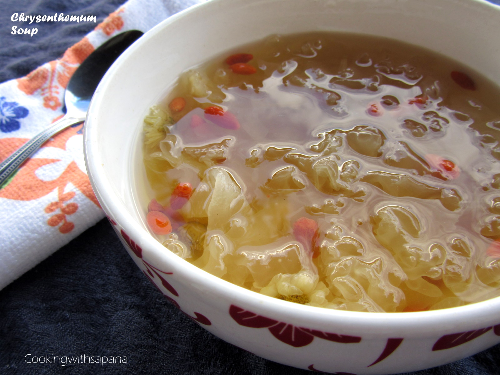 Chrysanthemum Wolf berry Soup - Cooking With Sapana