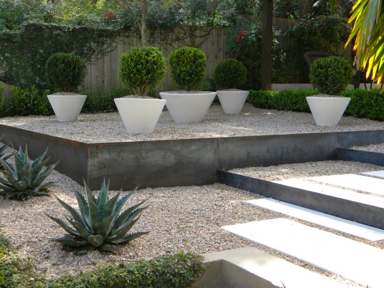 Modern Garden Design Examples - Planters As Accent | Houzz Home