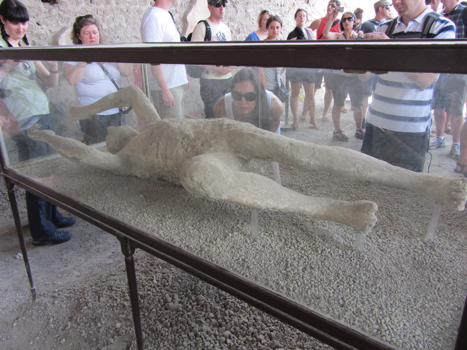 World Travel with Roger Tufts: Italy: Day VI (Sorrento, Pompeii)