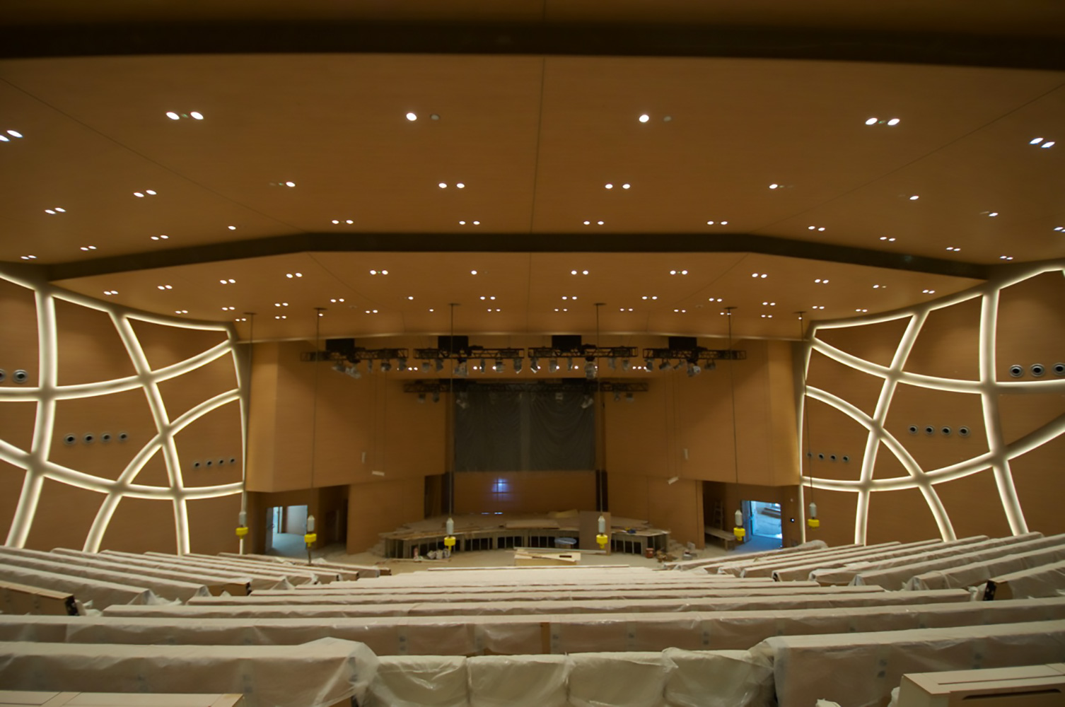 قصر المؤتمرات الدولي بنادي الصنوبر البحري بالجزائر العاصمة CIC Centre ...