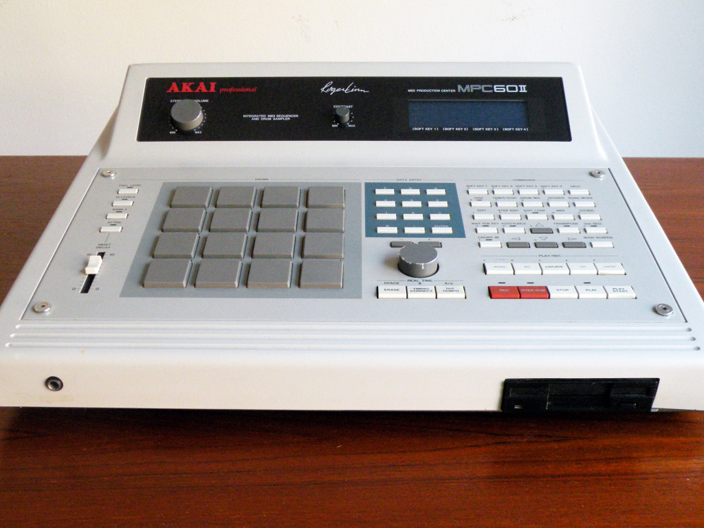 MATRIXSYNTH: Akai MPC-60 II SN A9125-00225