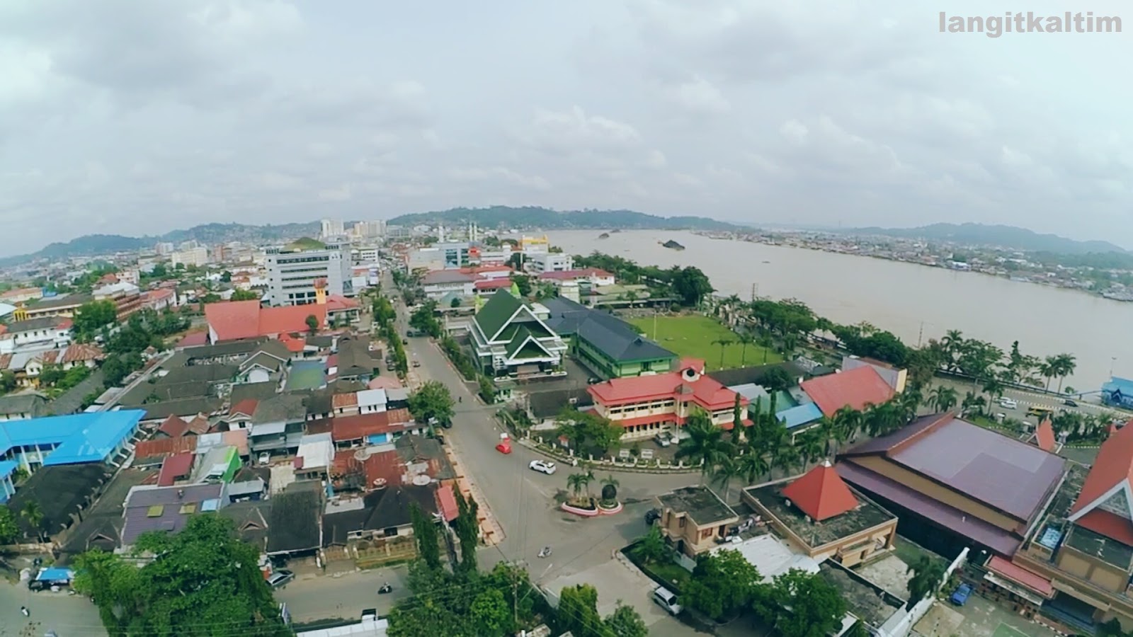 Foto Udara Lapangan Kinibalu Samarinda - LANGIT KALTIM