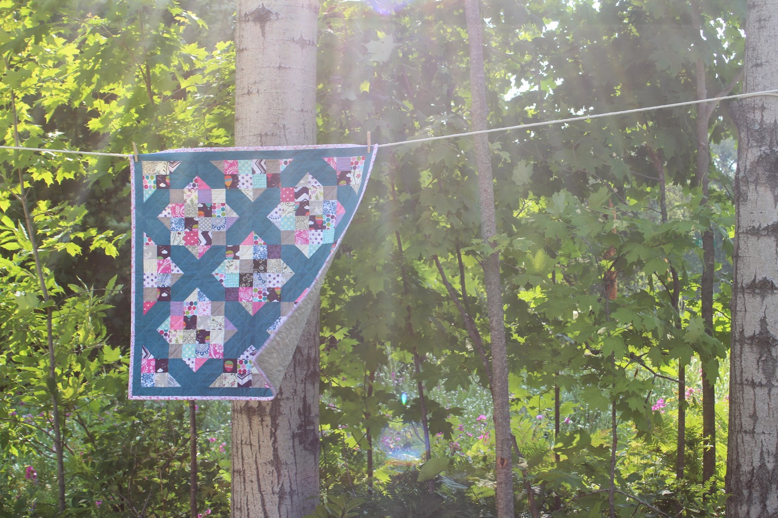 It's Maggie Made: The Arkansas Scrappy Crossroads Quilt