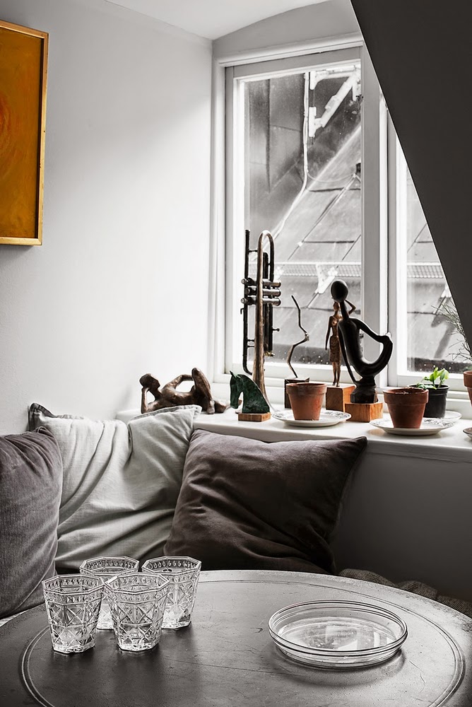 découvrir l'endroit du décor : ATYPIQUE