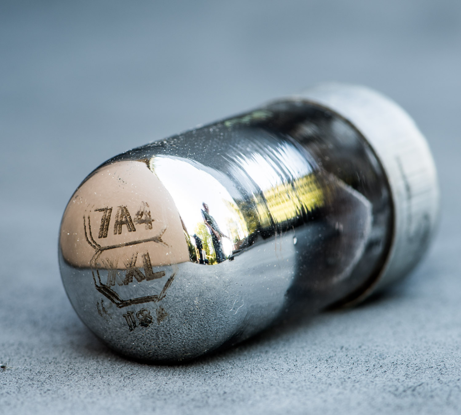 VinylSavor: Tube of the Month : The 7A4