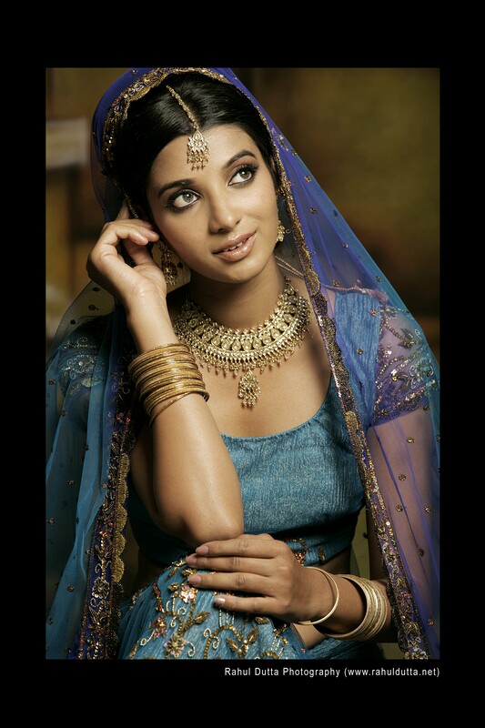 moviedreams: PARINITA FOR ACTING/MODELLING