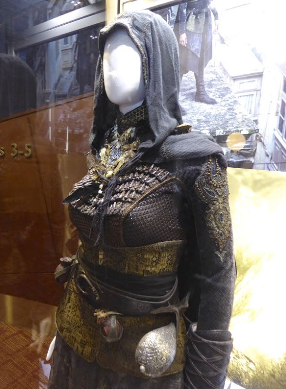 Hollywood Movie Costumes and Props: Ariane Labed's Assassin's Creed ...