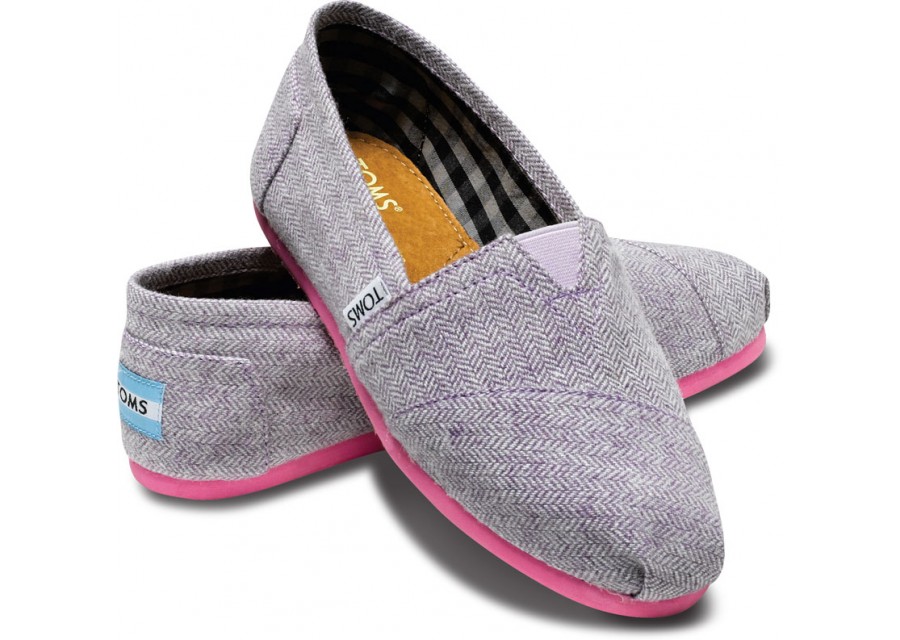 Toms Shoes