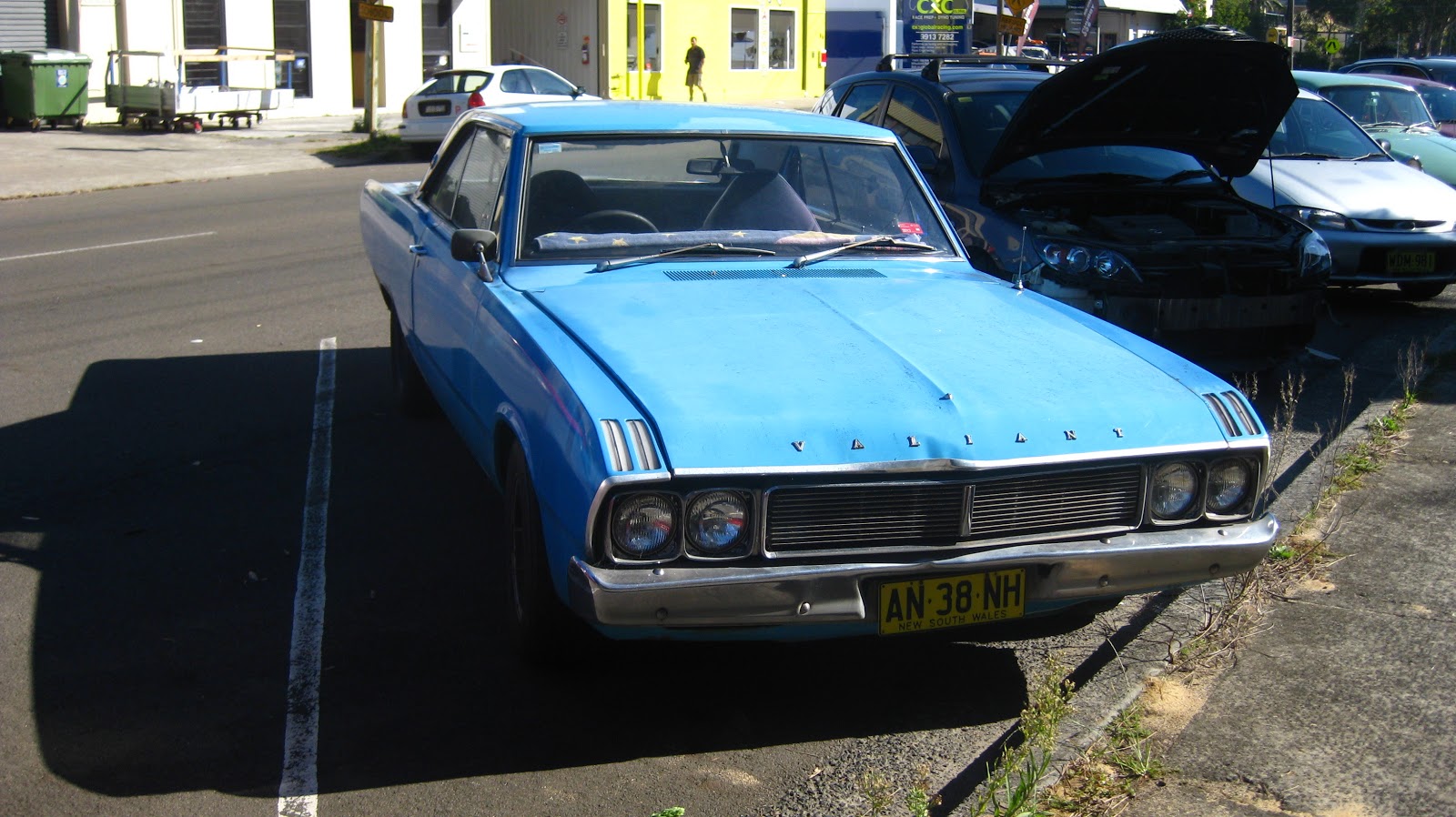 Aussie Old Parked Cars: 1969 Chrysler VF Valiant Hardtop