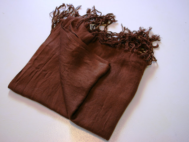 French seam infinity scarf tutorial--recycle a scarf! / Create / Enjoy