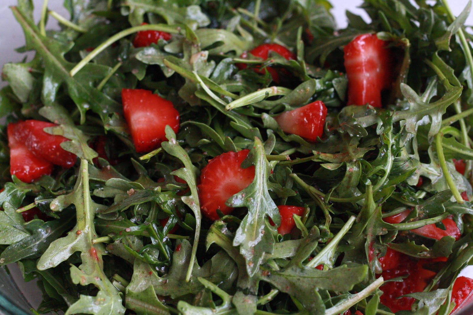 Veselé Borůvky: Salát rukola jahody