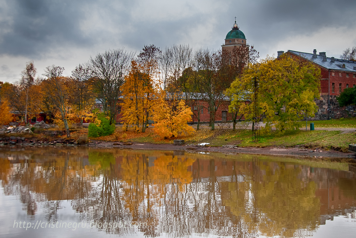 The World Through My Lens ...: Suomenlinna Sea Fortress