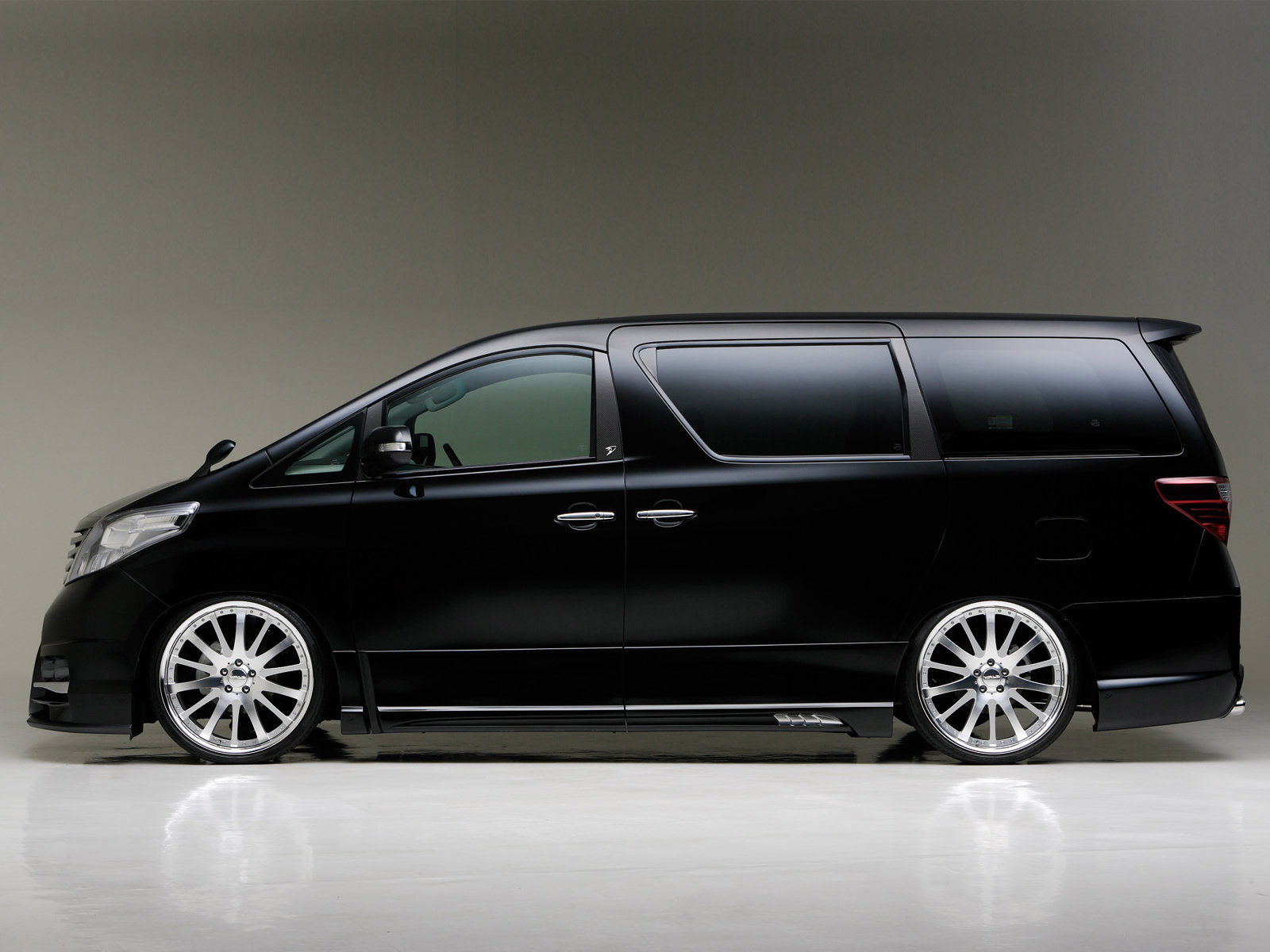 Alphard ~ Toyota