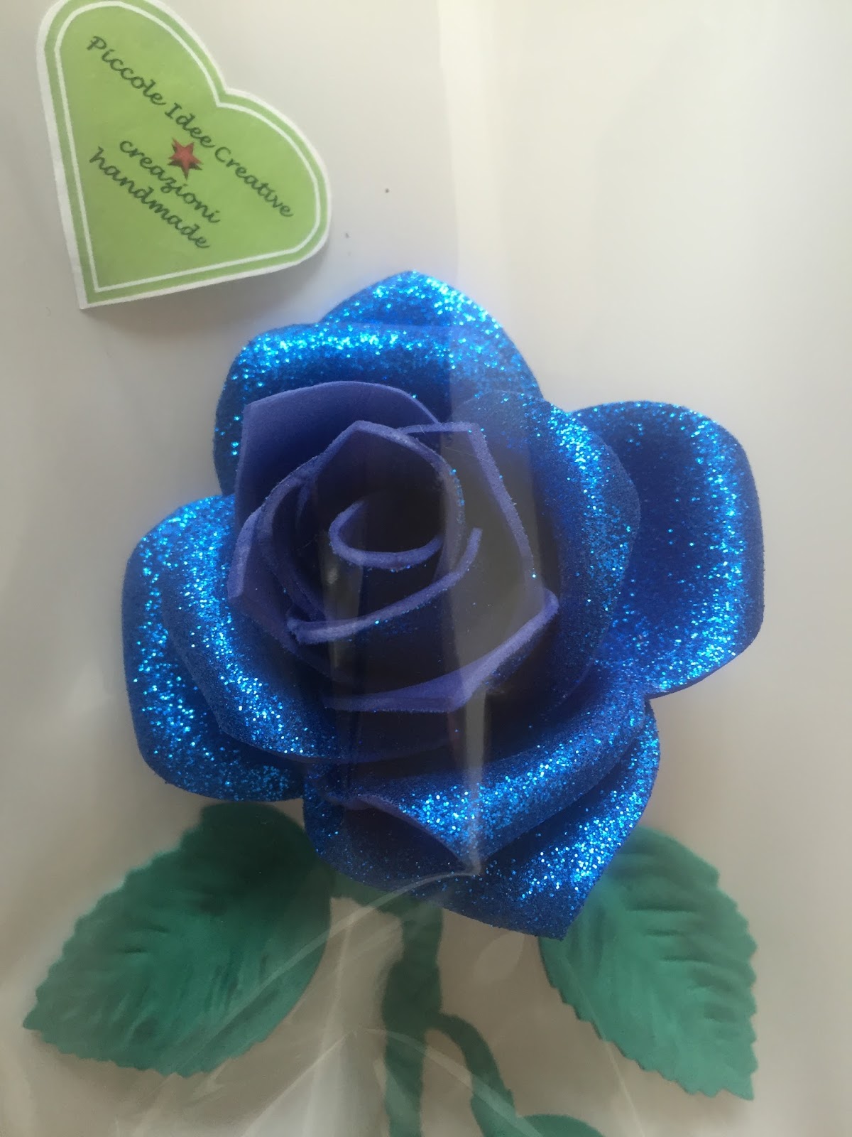 Piccole Idee Creative....: La ROSA BLU glitter