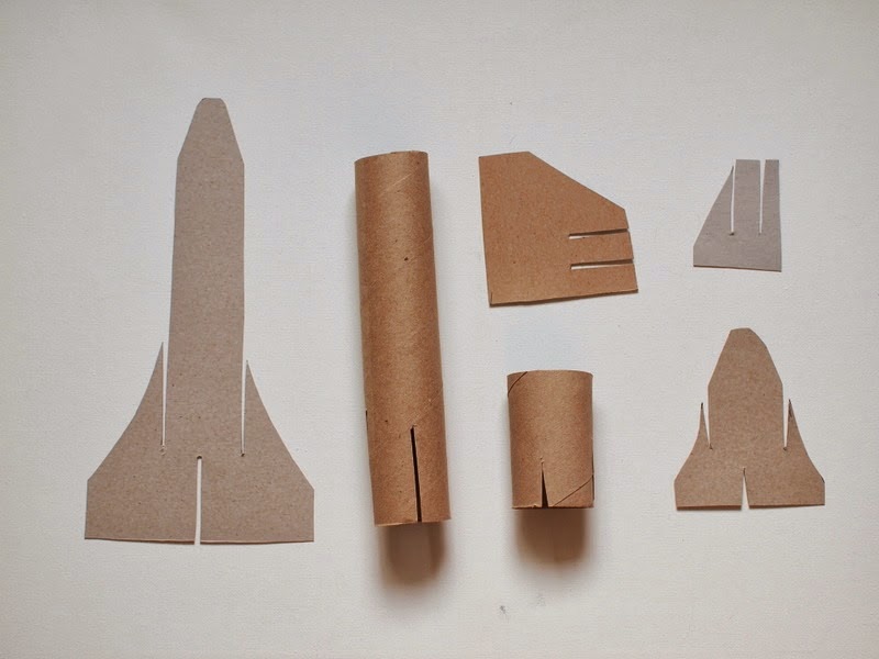 Cardboard Space Shuttle | Do it yourself ideas and projects