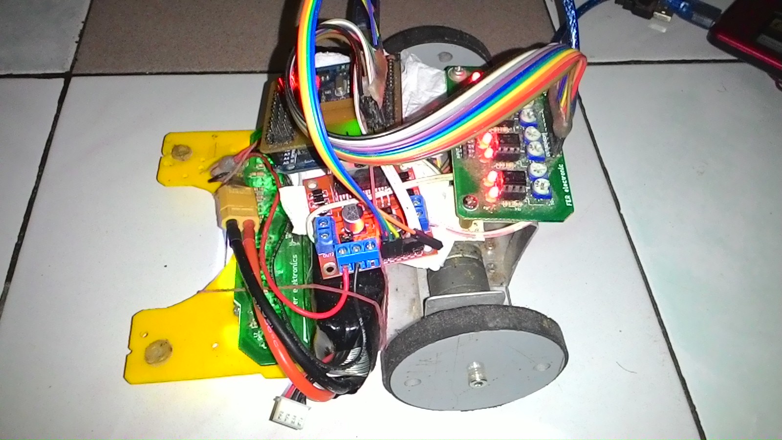 Menimba iLmu D: PID Line Follower