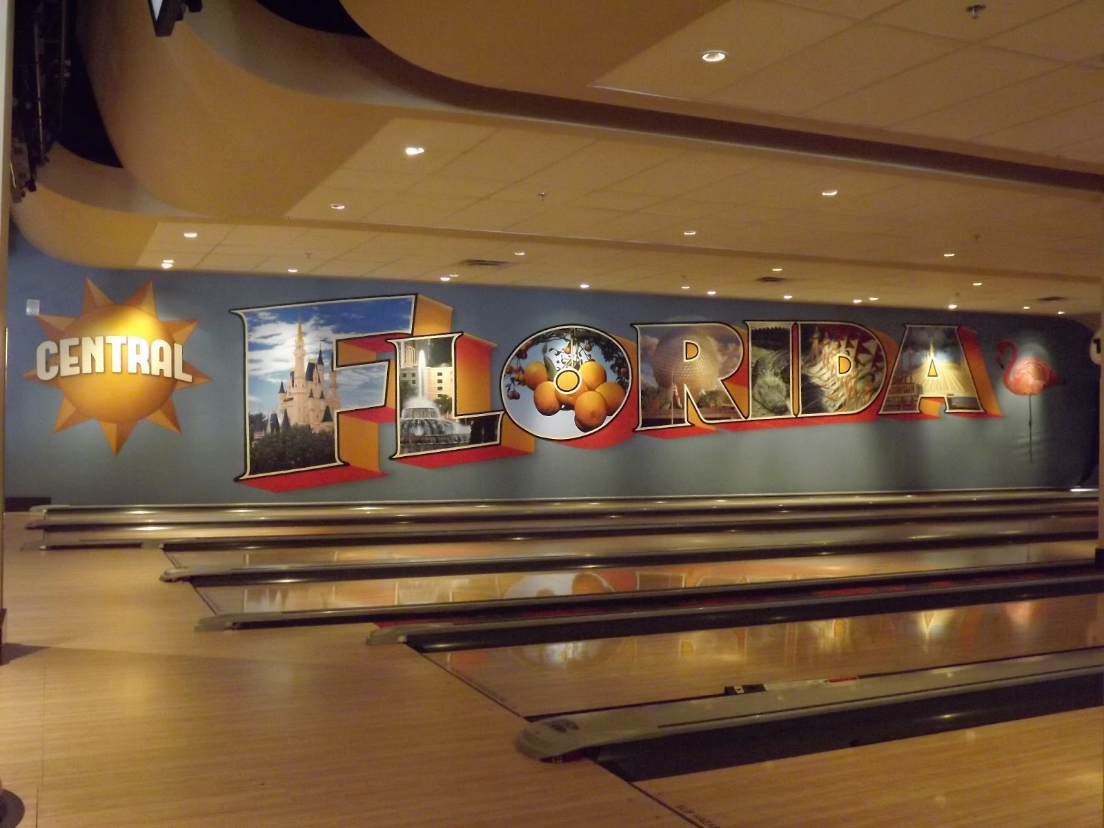 A Disney Girl in Orlando: Splitsville makes bowling a great rainy day ...
