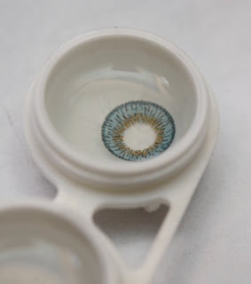 Makeup your Jangsara: Review: Expressions Colors contact lenses