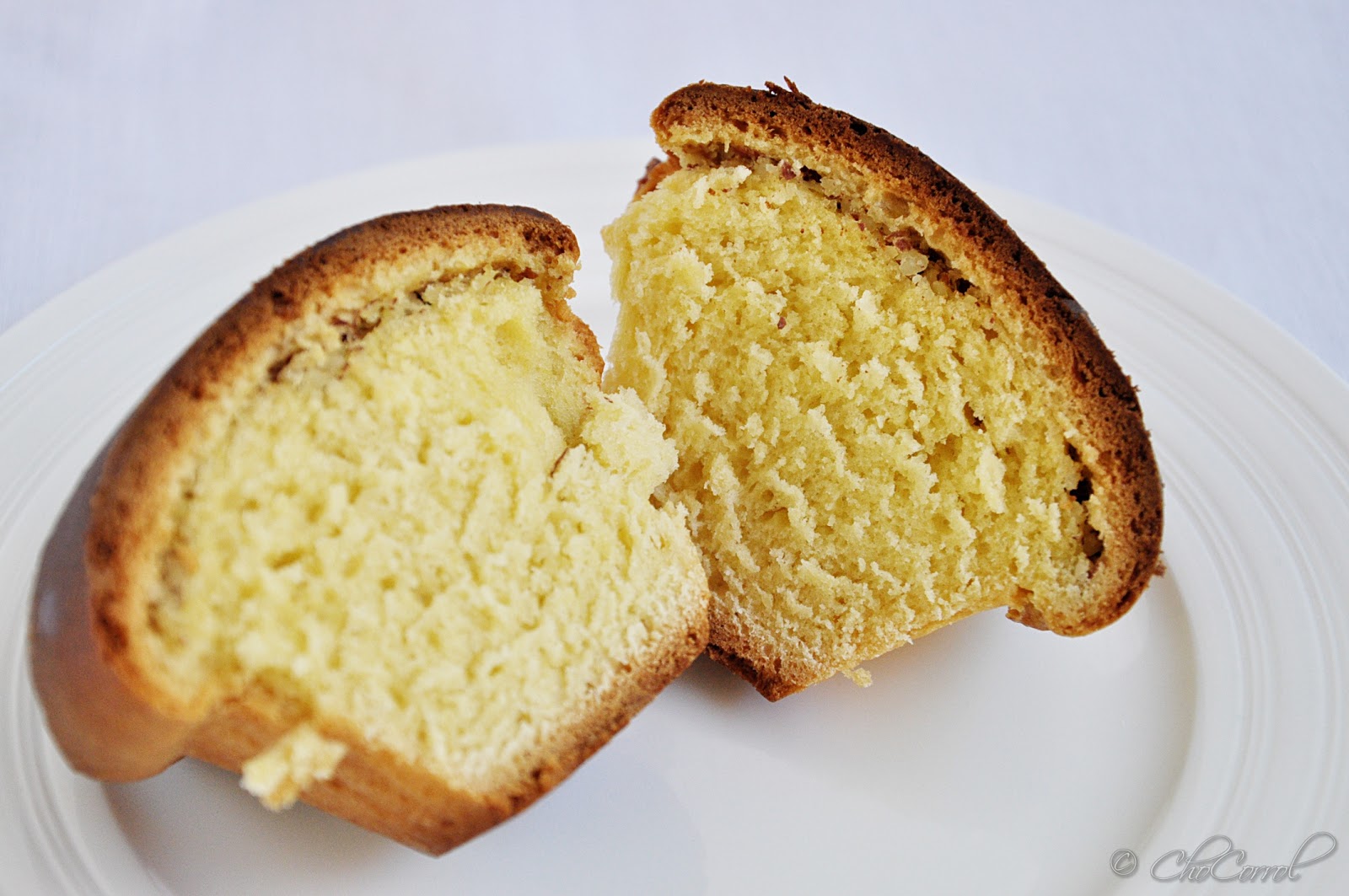 CoLoRes, SaBoRes, oLoRes...CoLoRs, TaSTeS, SmeLLS: sweet bread with ...