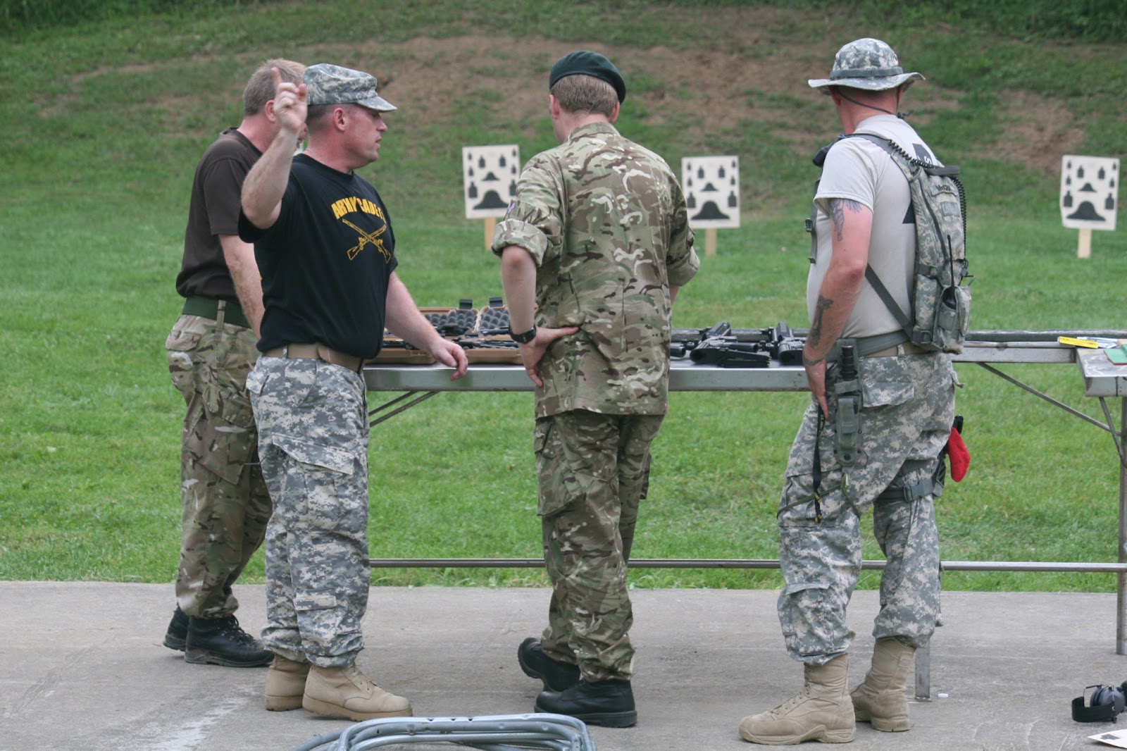 U.S. Army Cadet Corps: Cadet Rangers and British ACF Run Obstacle ...