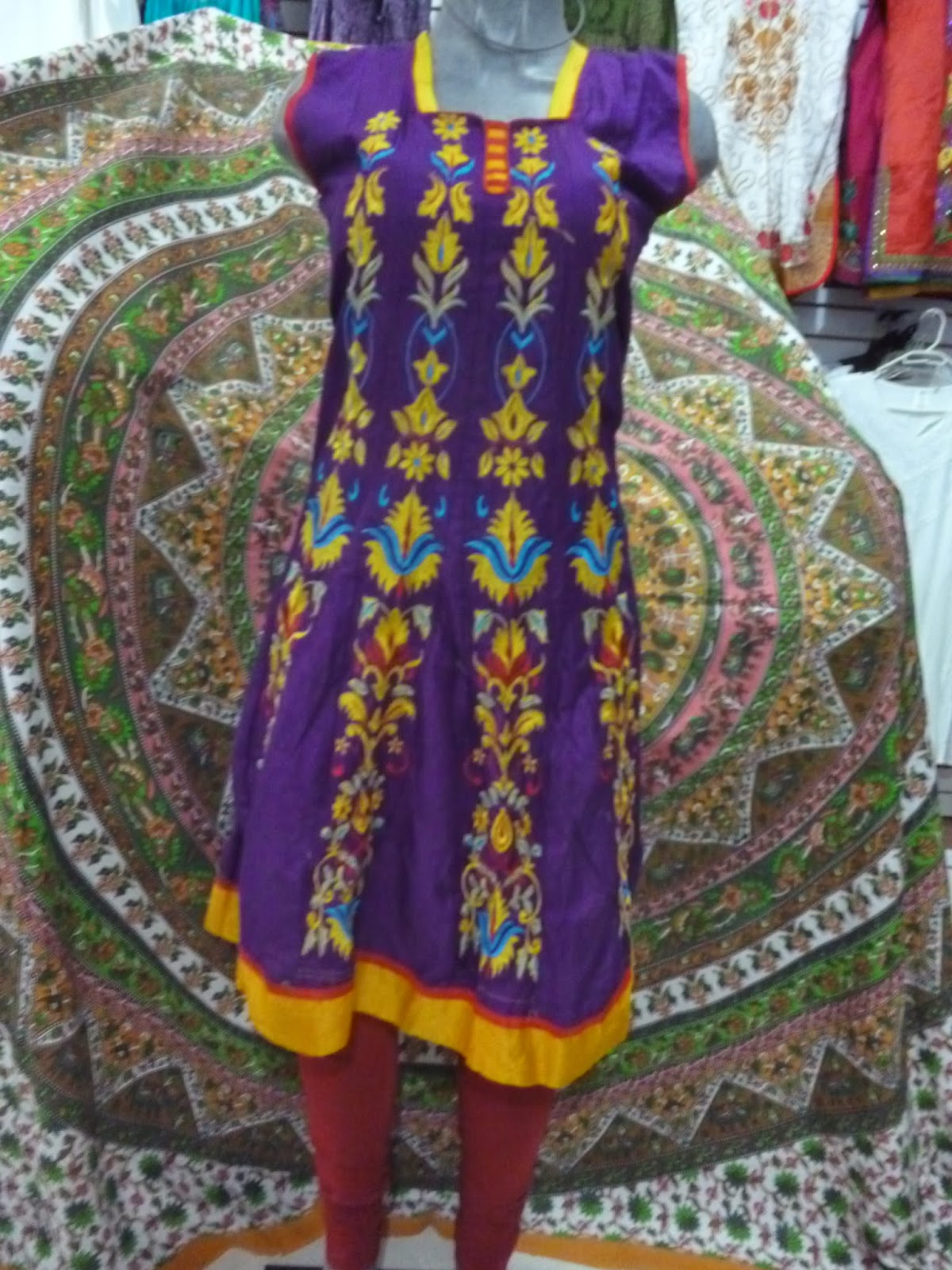 ROPA Y ARTESANIAS DE LA INDIA: ROPA HINDU, BLUSAS,FALDAS,PASMINAS ...