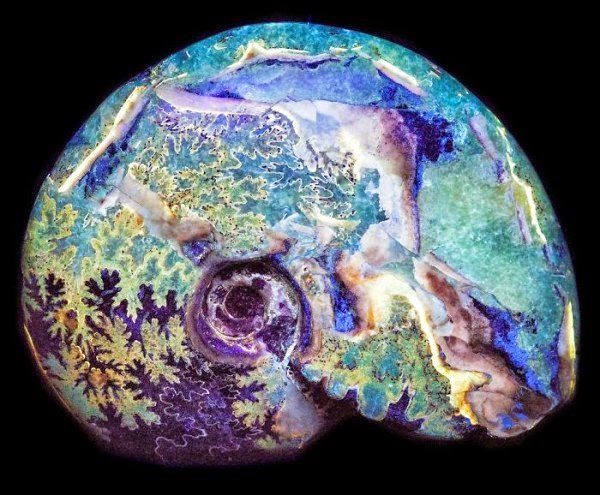 25 Most Beautiful Stones Ever Found On The Planet.
