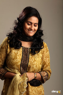 SouthIndian Actress Gallery: Kaveri malayalam actress (kalyani)