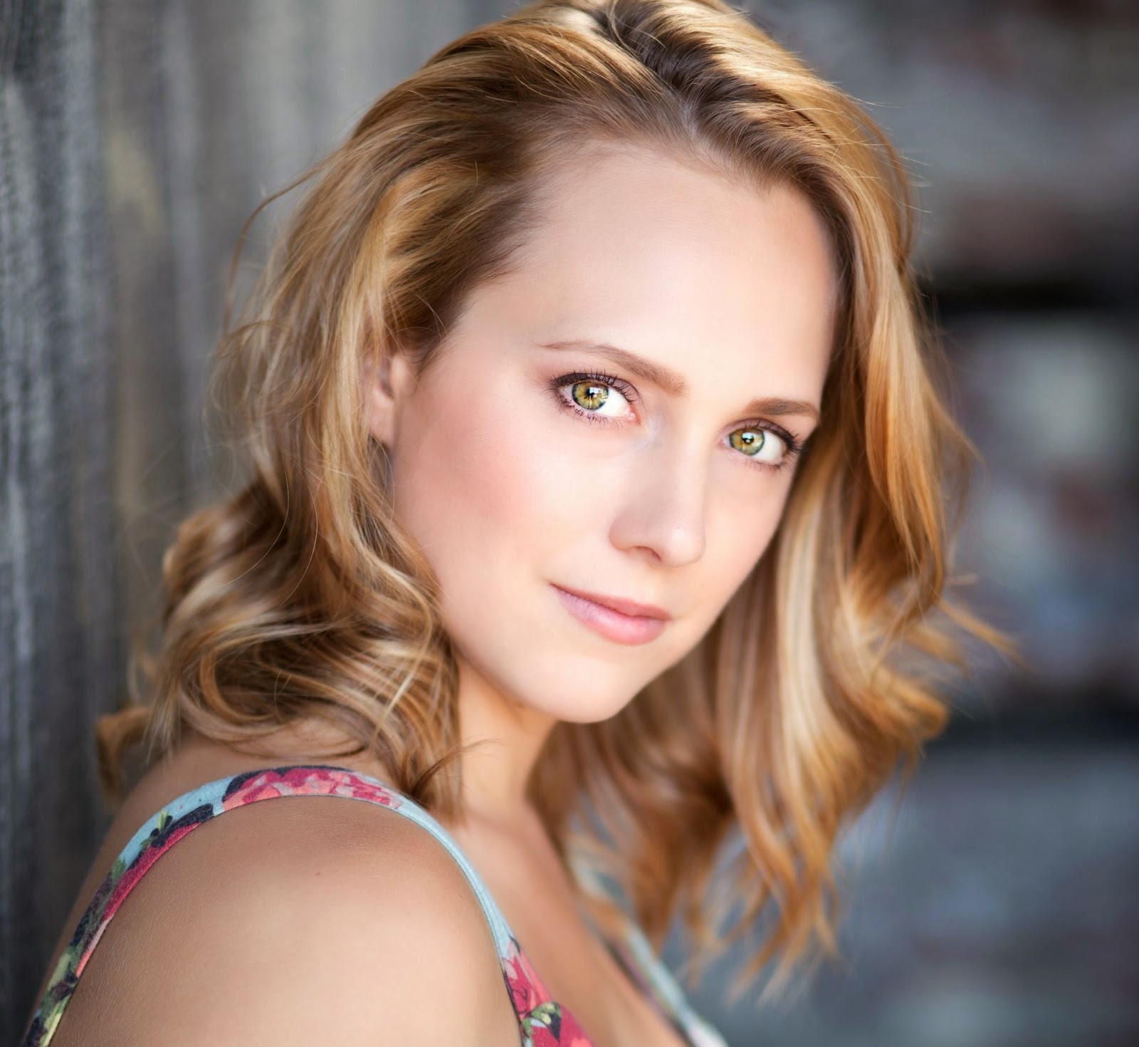 Gossamer Designs by Allyson Grant: Headshot Makeup for Actors