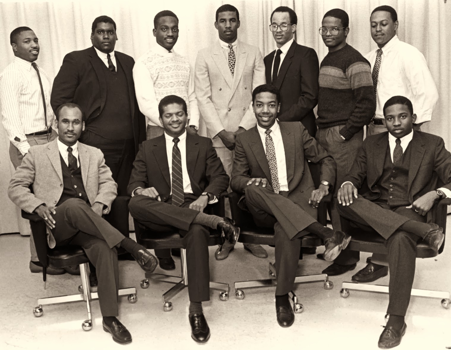 Etiquipedia: Vintage 1940's and 1950's Frat House Etiquette