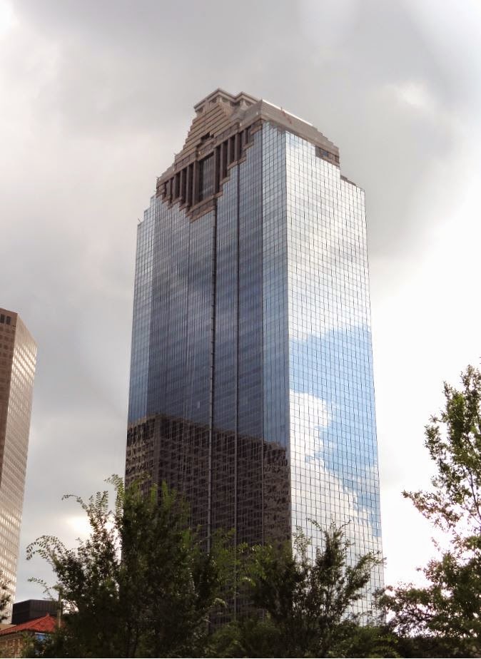 Houston in Pics: Skyscraper shapes