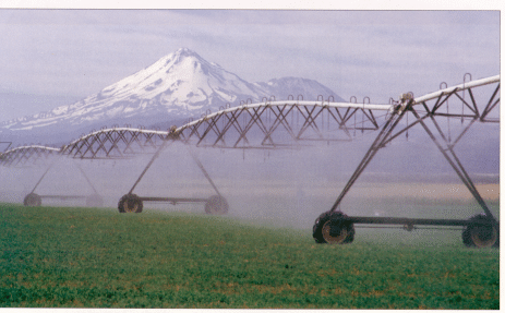 DiurnaLearn: How do farm irrigation systems work?