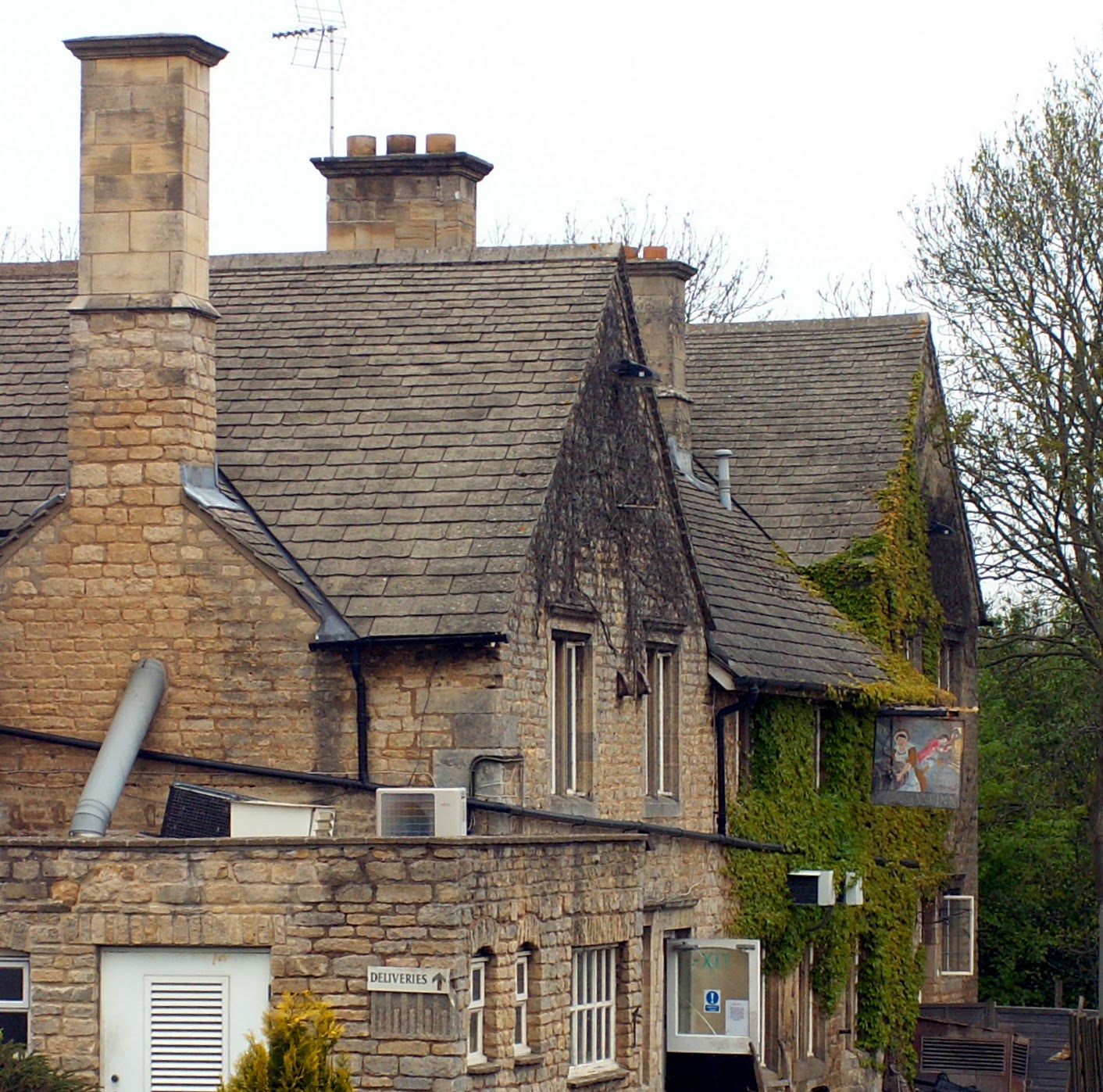 Roy's blog: SOME PUBS WITH A STORY TO TELL - Eastern England