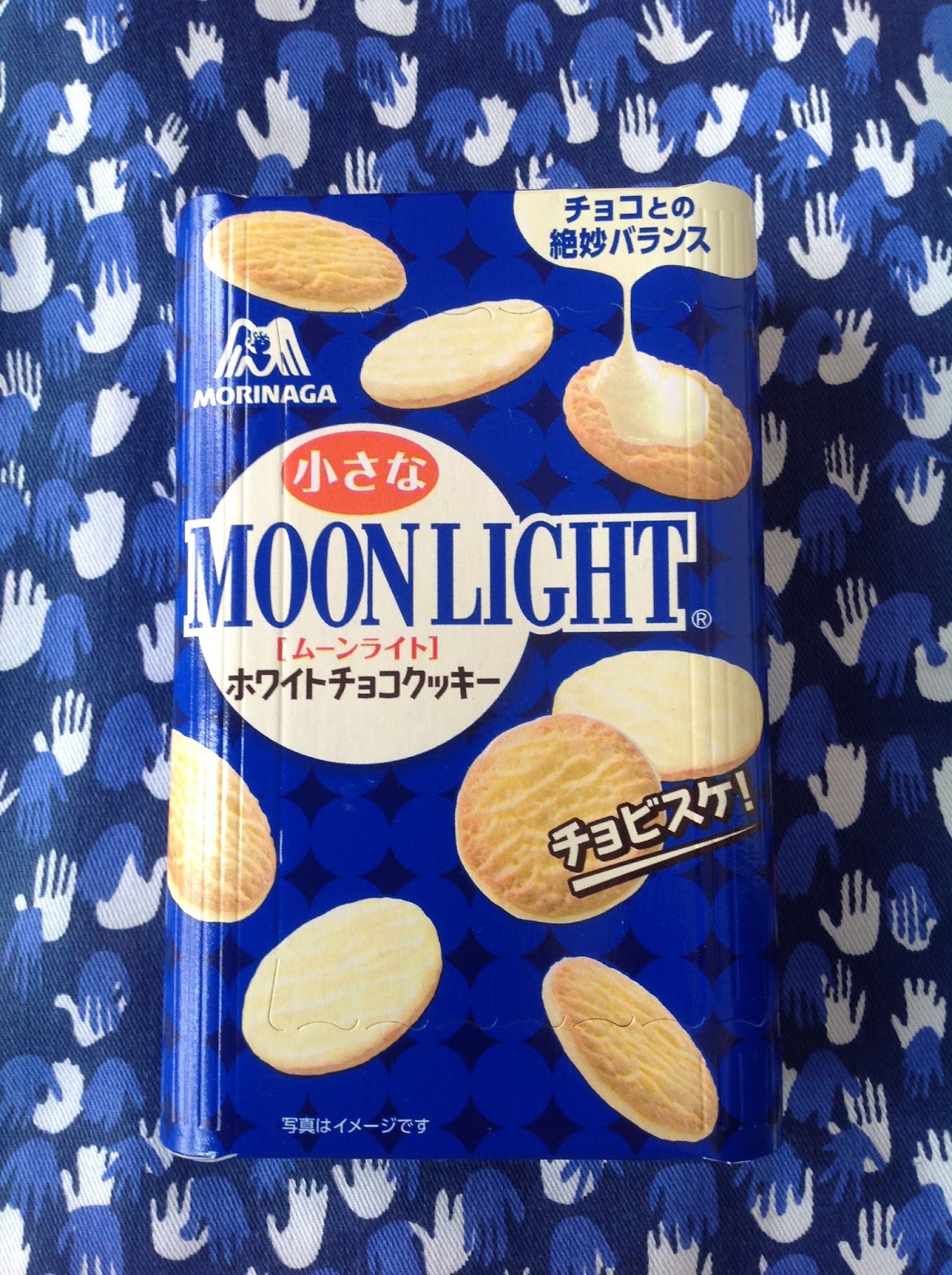 Planet IIIV: MORINAGA Small Moonlight White Chocolate Biscuit 60g 森永迷你 ...