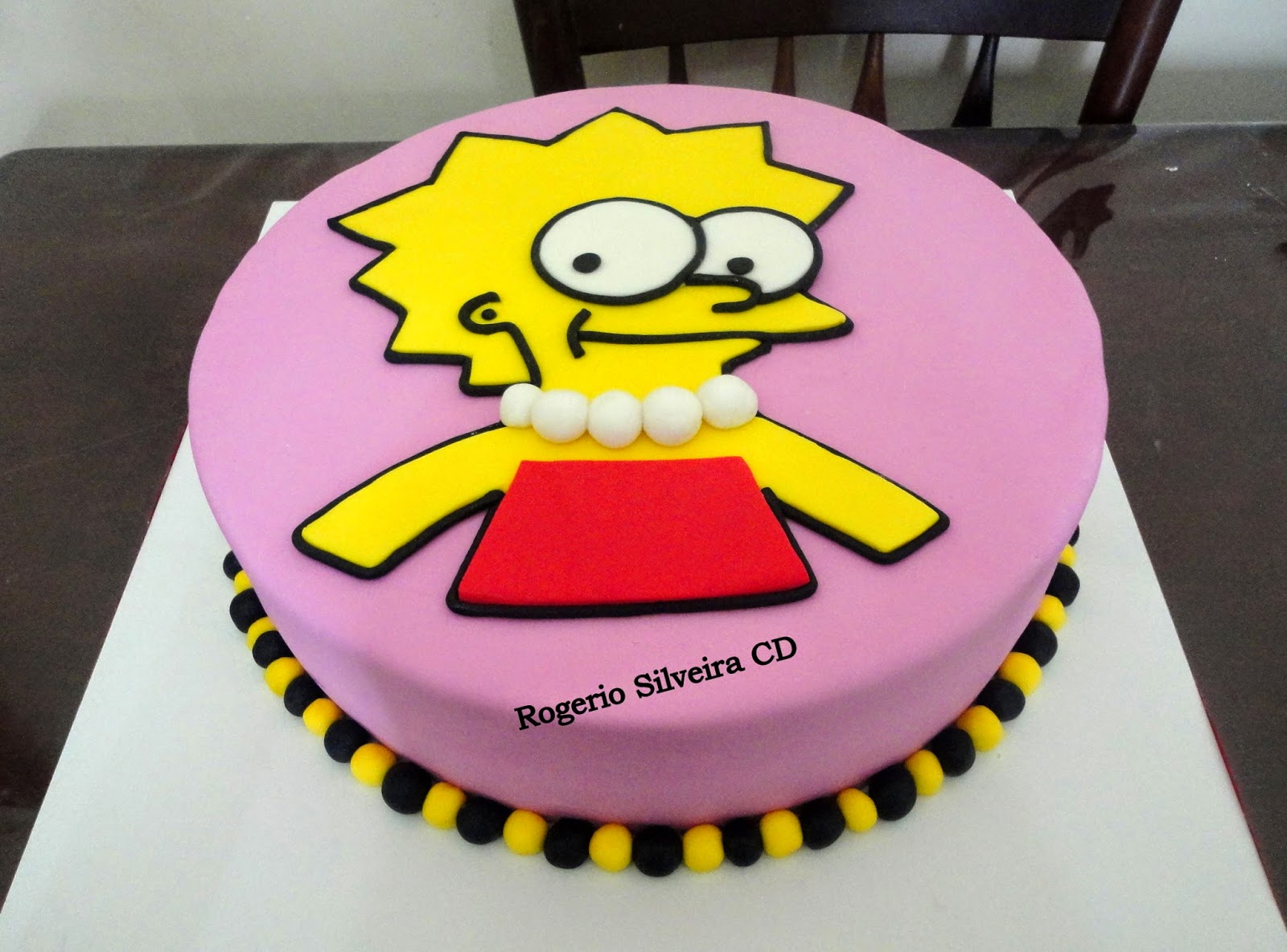 Rogerio Cake Designer: Bolo Lisa Simpson