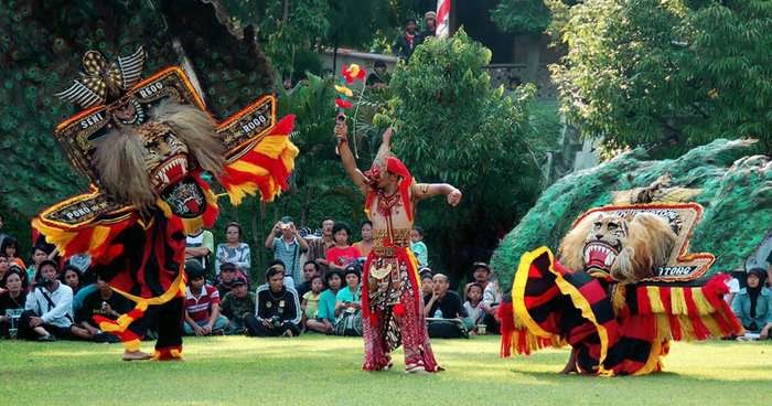 PONOROGO KOTA REOG: Cerita asal mula Reog Ponorogo