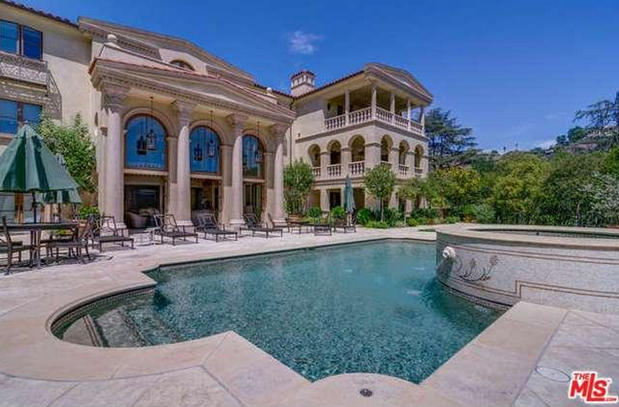 Eileen's Home Design: 19,500 Square Foot Tuscan Large Mansion For Sale ...