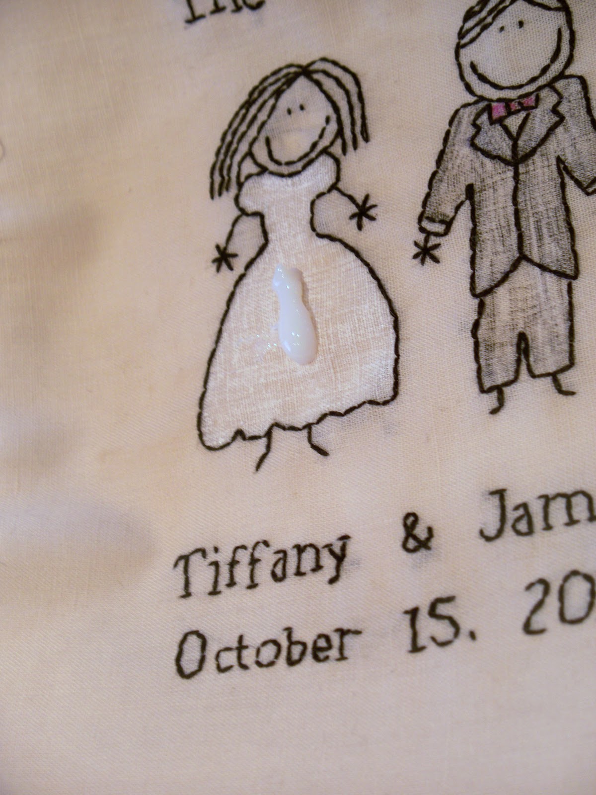 Wedding Stitchery - with free pattern - Adventures of a DIY Mom