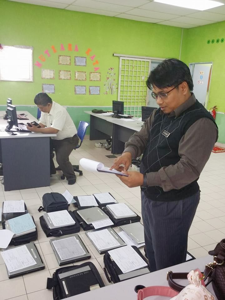 SK KG SOEHARTO: PELUPUSAN PERALATAN KOMPUTER