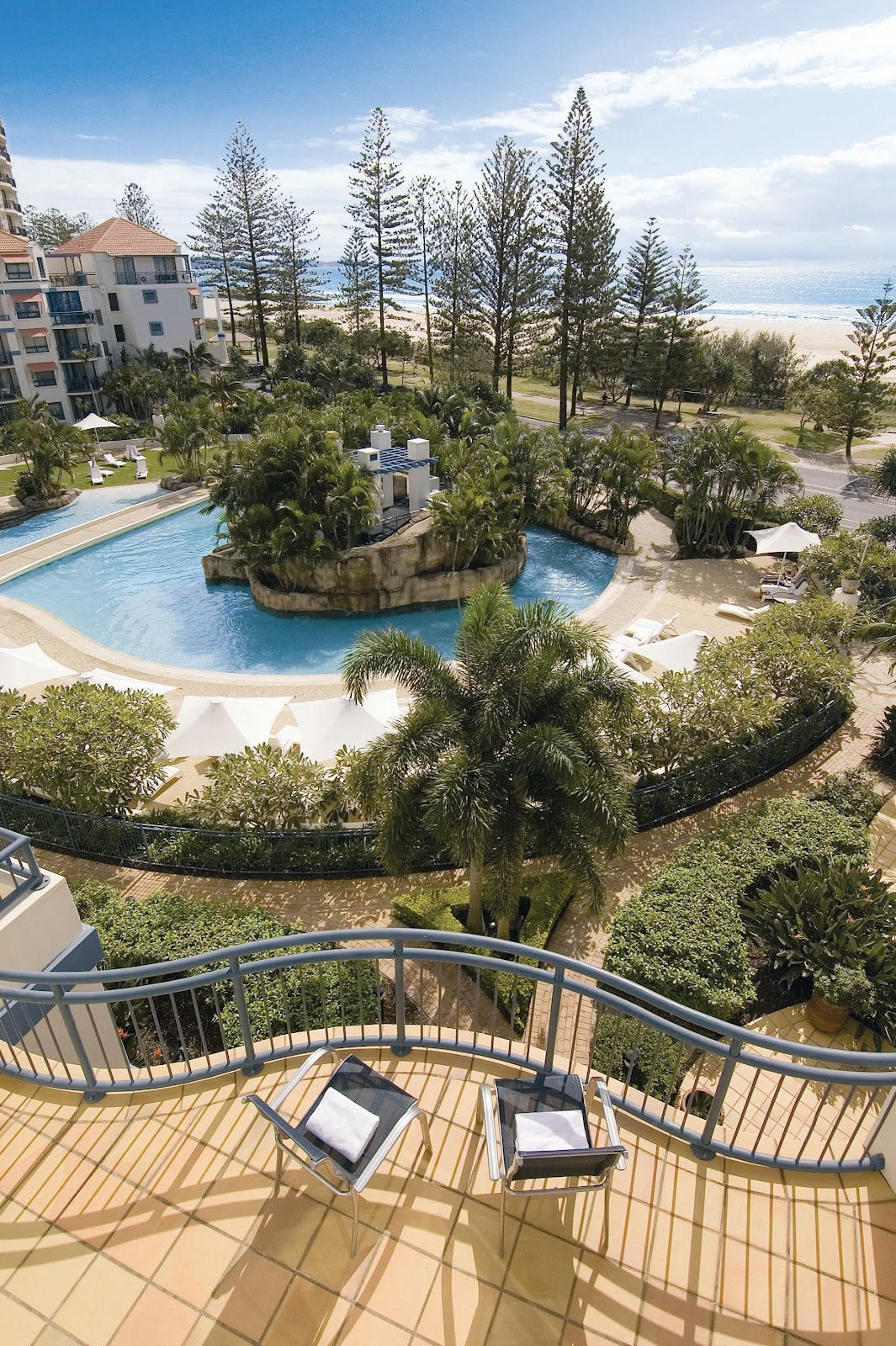 Sunlover Holidays: Top 10 Gold Coast hotels for swimming