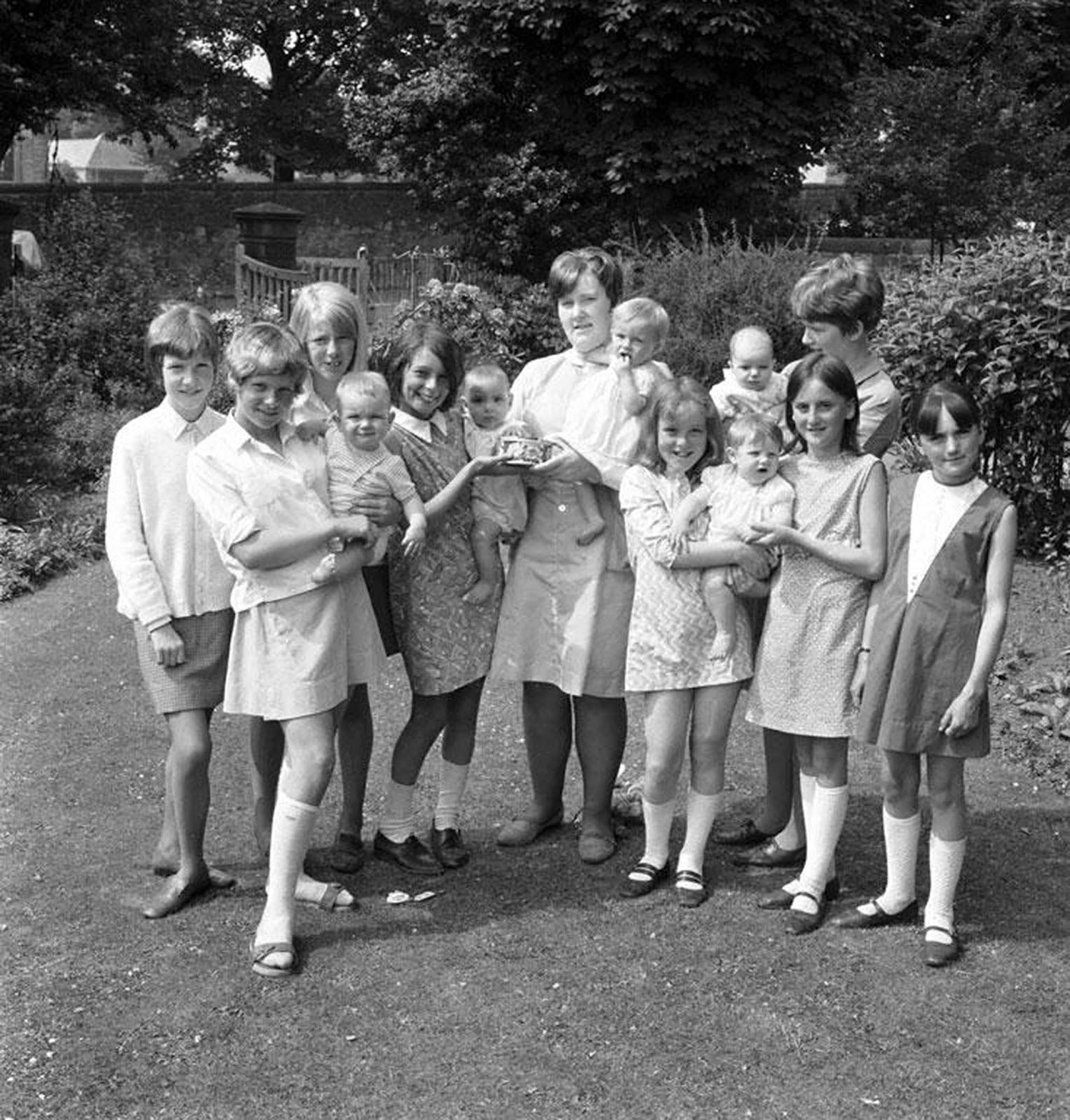 6 Oxgangs Avenue 1958-1972 'The Stair' incorporating Oxgangs - A ...