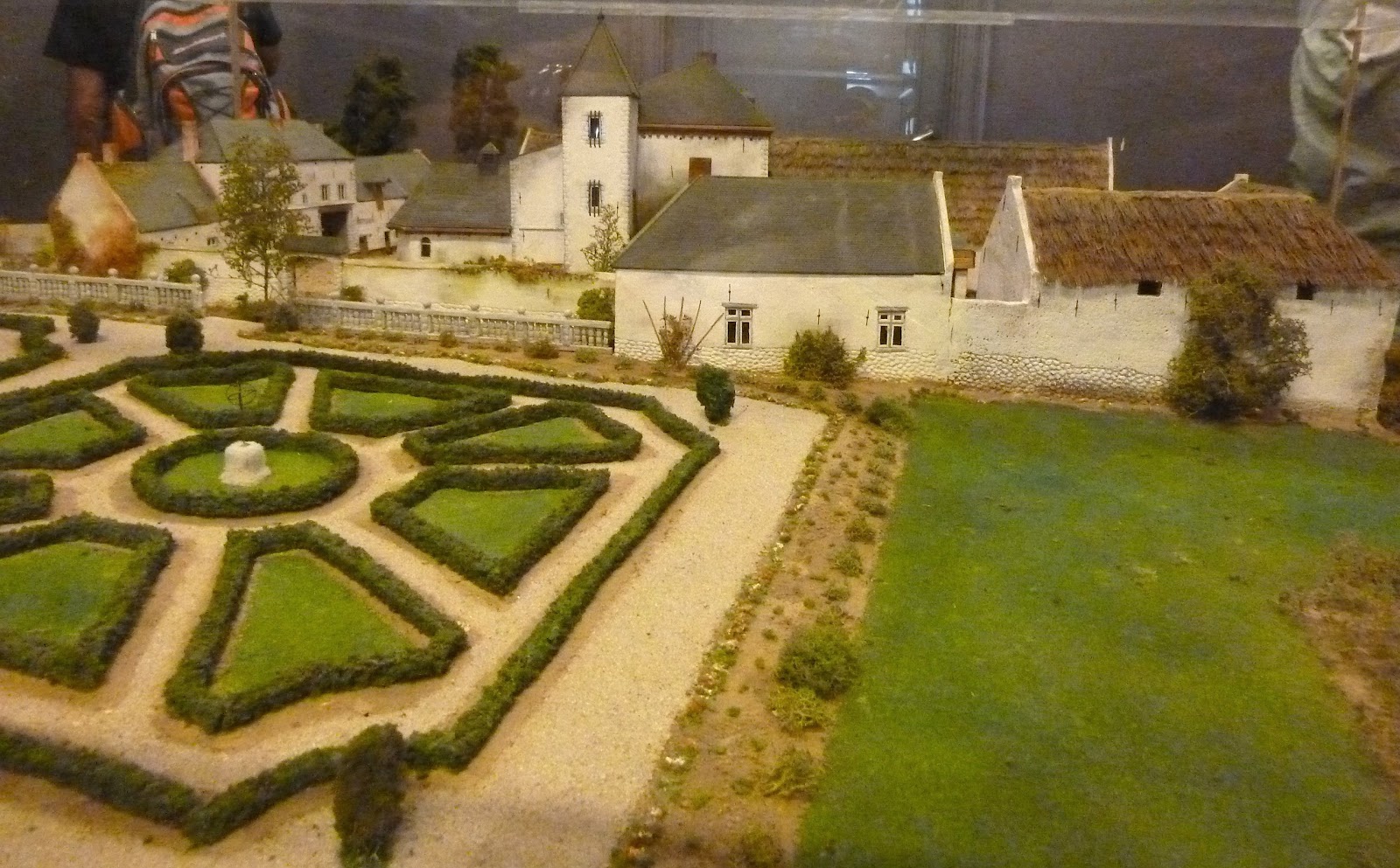 Not just old school wargaming: Hougoumont at 1:3 scale: How I made the ...