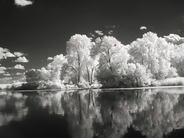 scribble's scribbles: Infrared--RT's simple workflow.