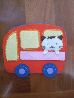 Shine Kids Crafts: Felt School Bus Card Holder