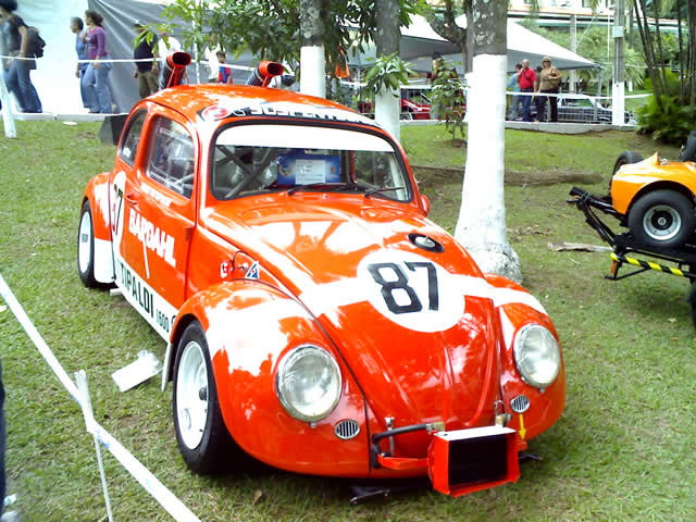 BR Tunados: Fotos do Fusca Tuning e Rebaixado com Rodas aro 18.