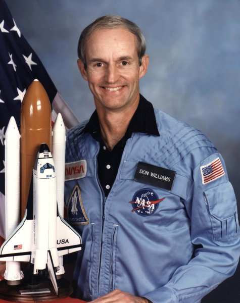 Book Junkie: Donald Williams, Space Shuttle astronaut, born 1942