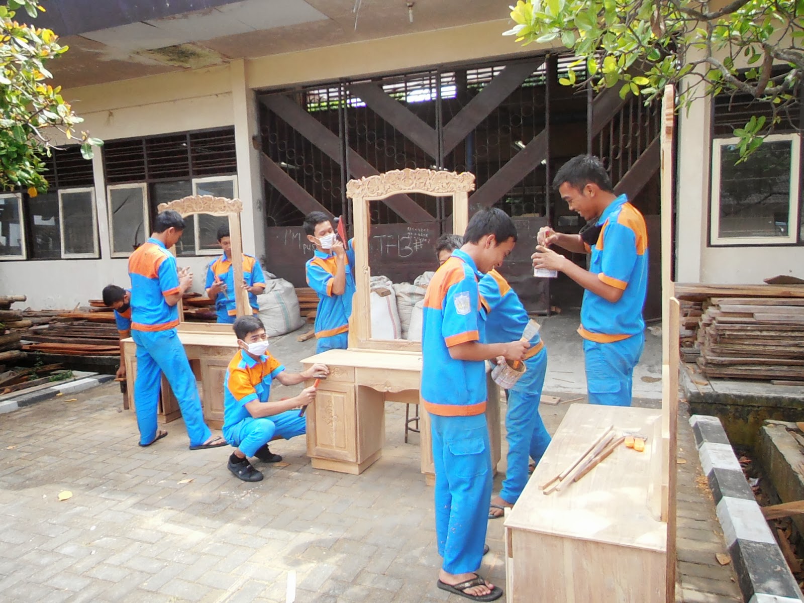 TEACHING FACTORY: LATAR BELAKANG TEACHING FACTORY