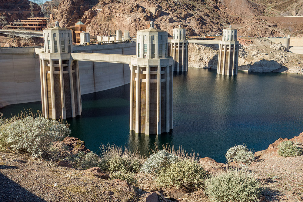 Merikay's Dream : Hoover Dam