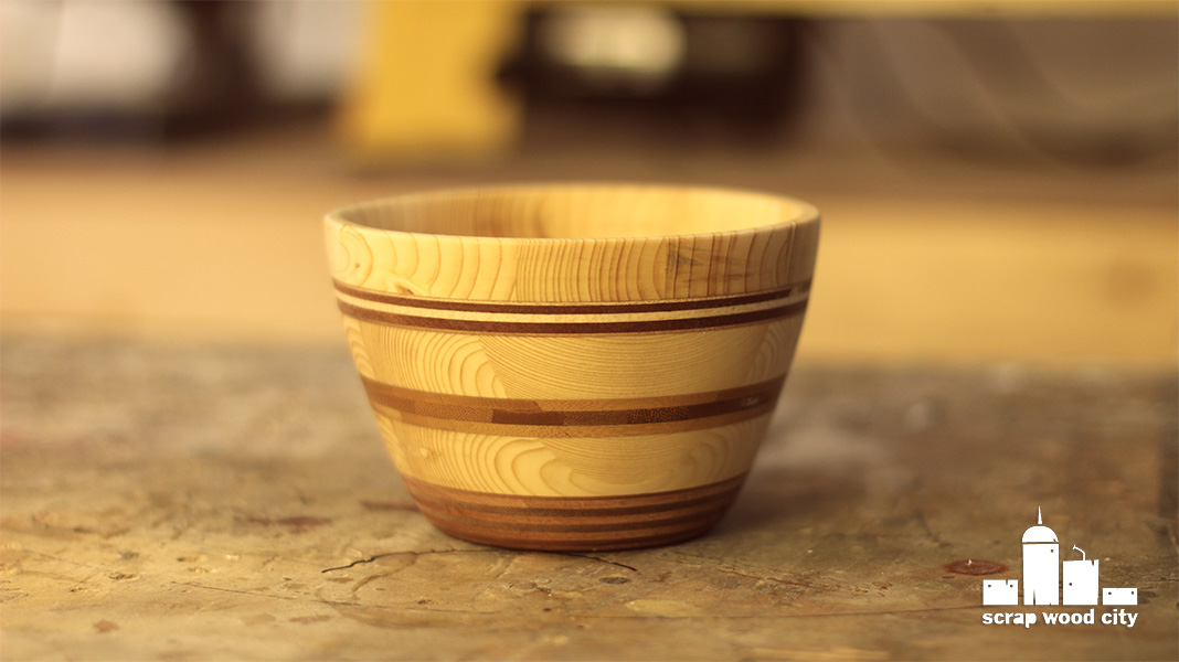 scrap wood city: Turning a wooden bowl out of scrap wood