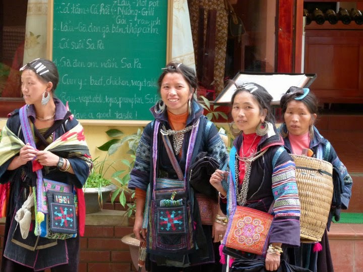 Travel - Posh Backpacking around South East Asia - Roses and Rolltops